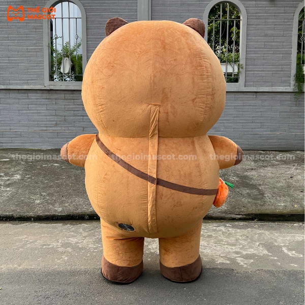 Mascot Hơi Capybara Đeo Túi