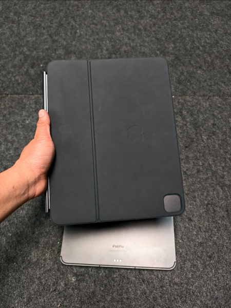 Magic Keyboards for iPad Pro 13-inch(M4) Black likenew