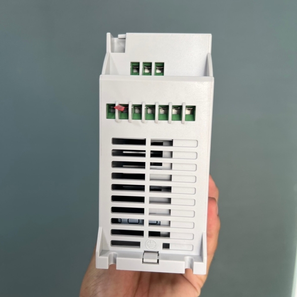 Biến tần 1 pha 220V ra 3 pha 220V Kinco KC100