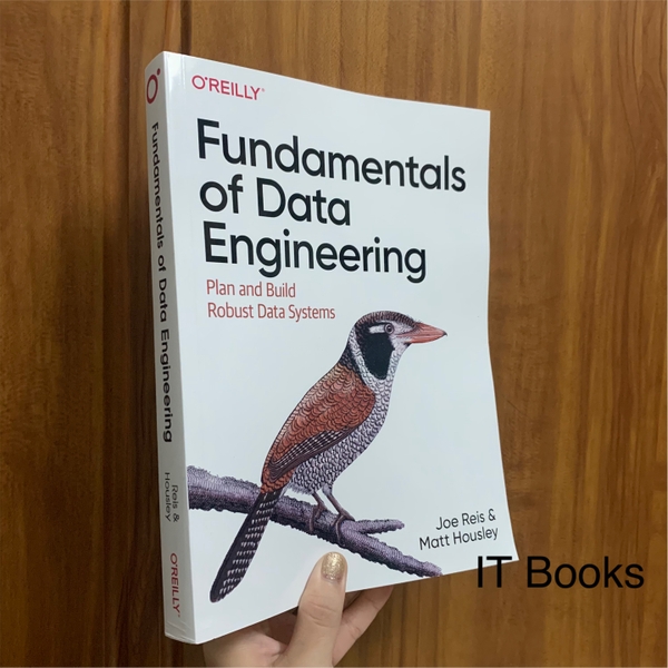 Fundamentals of Data Engineering