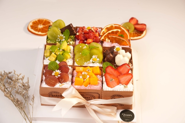 DB.01. Bánh kem Mix Vị (9 Cups)