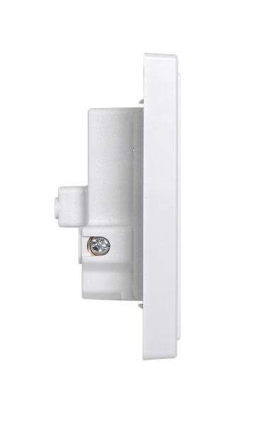 Module Ổ cắm đôi 3 chấu đa năg kèm ổ cắm 2 chấu màu trắng Simon I7 701080