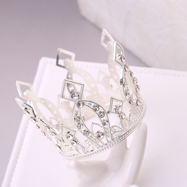 Vương miện hoàng gia BẠC NHỰA