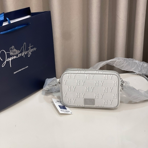 Túi đeo chéo Adidas, Nike và MLB chính hãng | Authentic